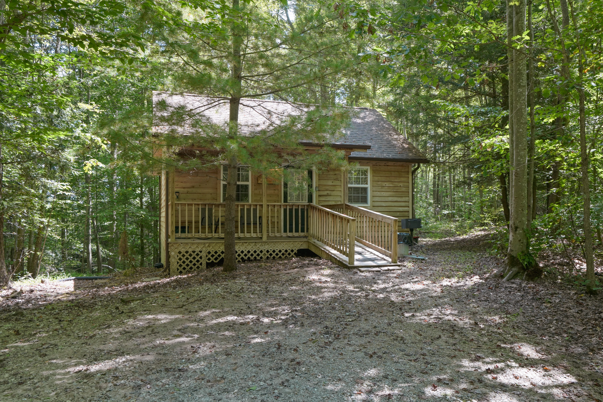 Delaware Cabin at Big Pine Retreat by Hello Hocking