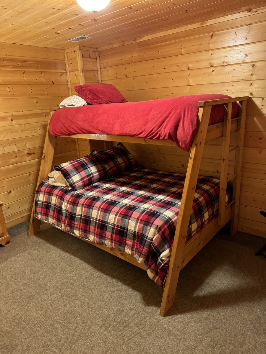 Conner Homestead Lodge by Conner Homestead Lodge and Cabin