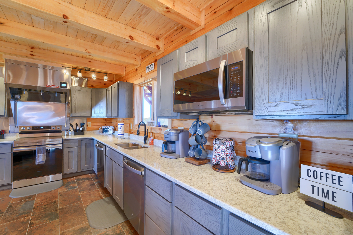 Sunset View Lodge by Hocking Hills Serenity Cabins