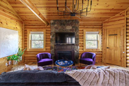 Canopy Ridge Cabins - Hocking Hills Cottages and Cabins