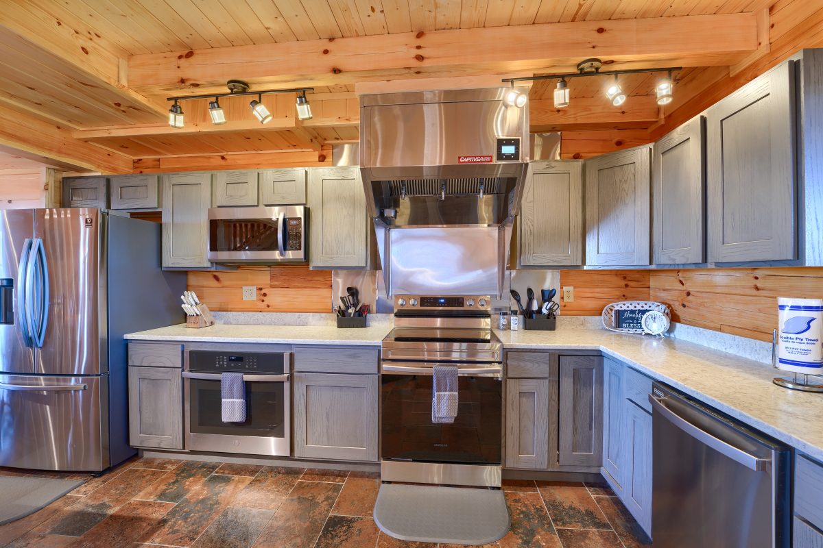 Sunset View Lodge by Hocking Hills Serenity Cabins