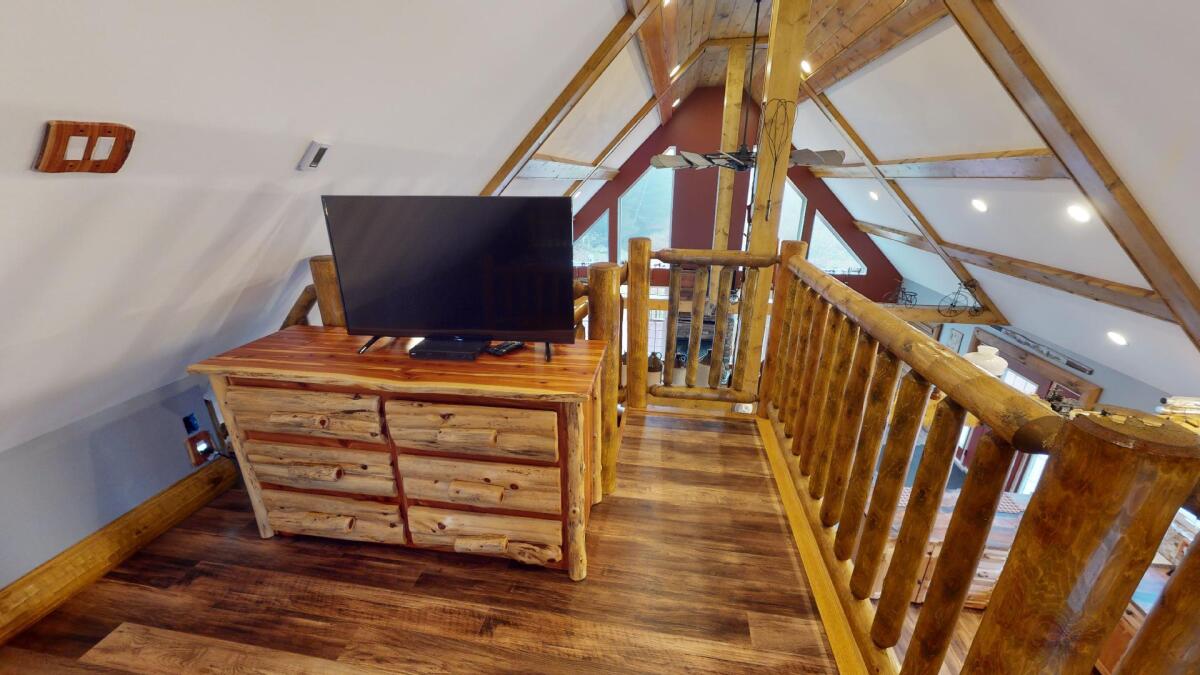 A Birds Eye View Cabin by A Birds Eye View Cabin
