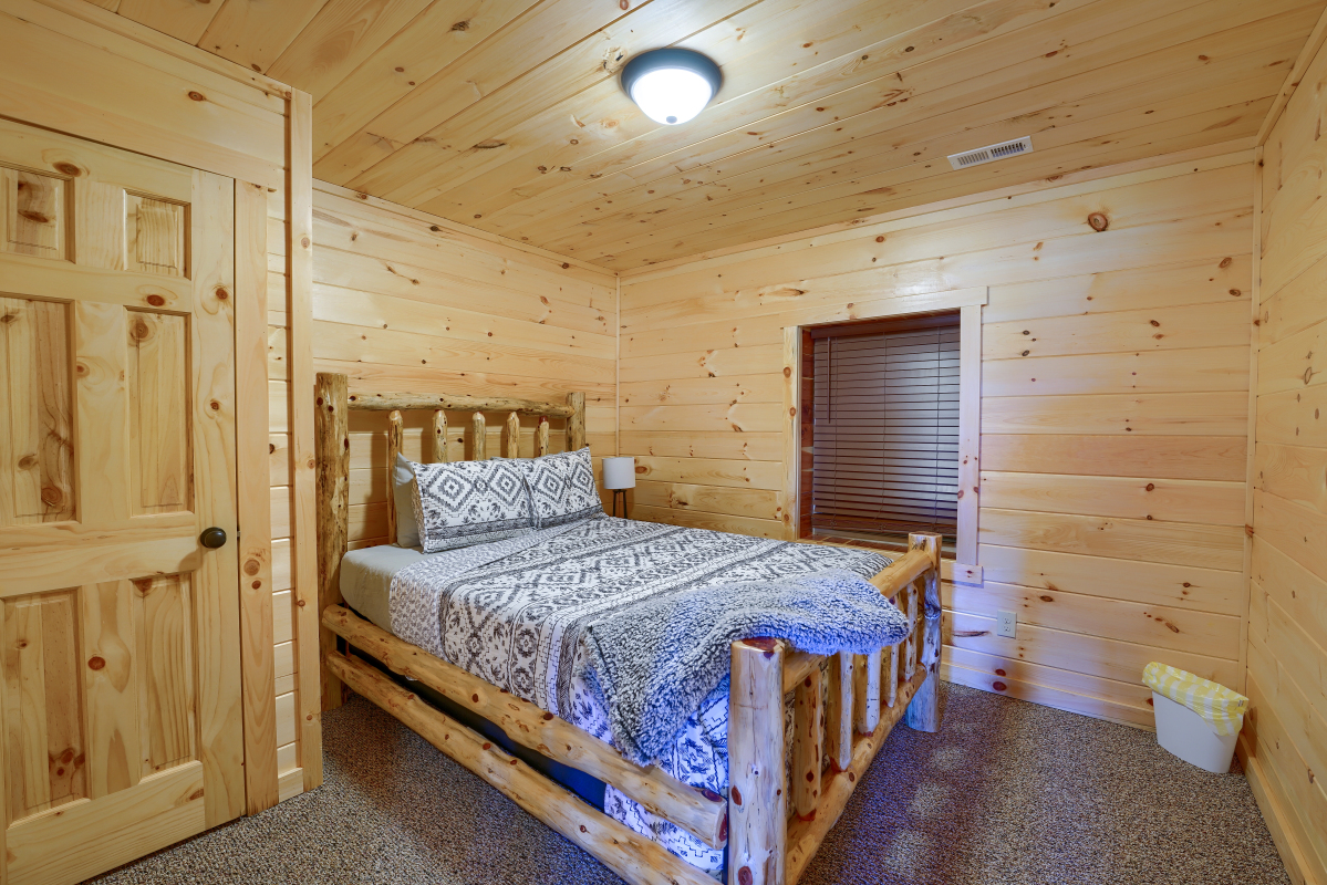 Sunset View Lodge by Hocking Hills Serenity Cabins