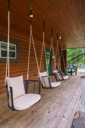 Canopy Ridge Cabins - Hocking Hills Cottages and Cabins