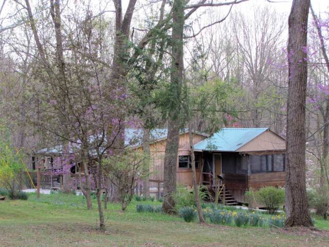 Greenbrier Ridge Cabin - Hocking Hills Cottages and Cabins