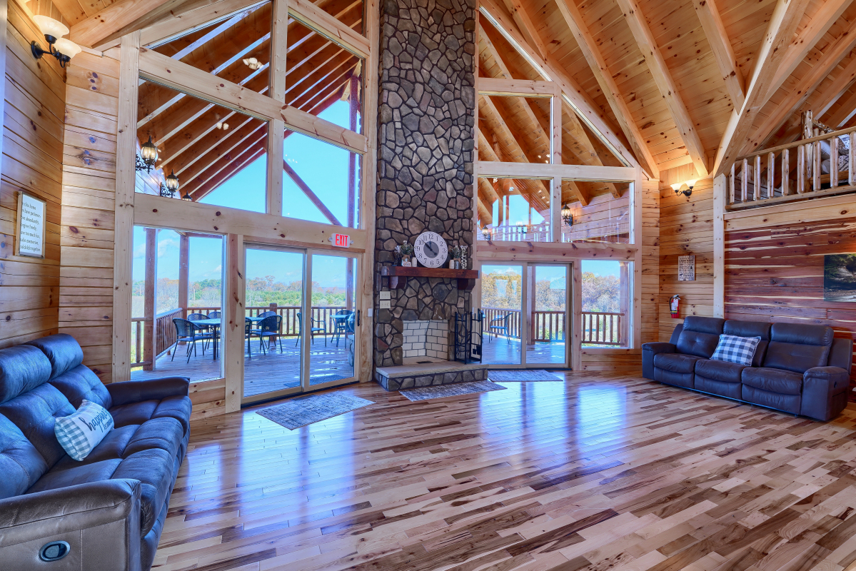 Sunset View Lodge by Hocking Hills Serenity Cabins