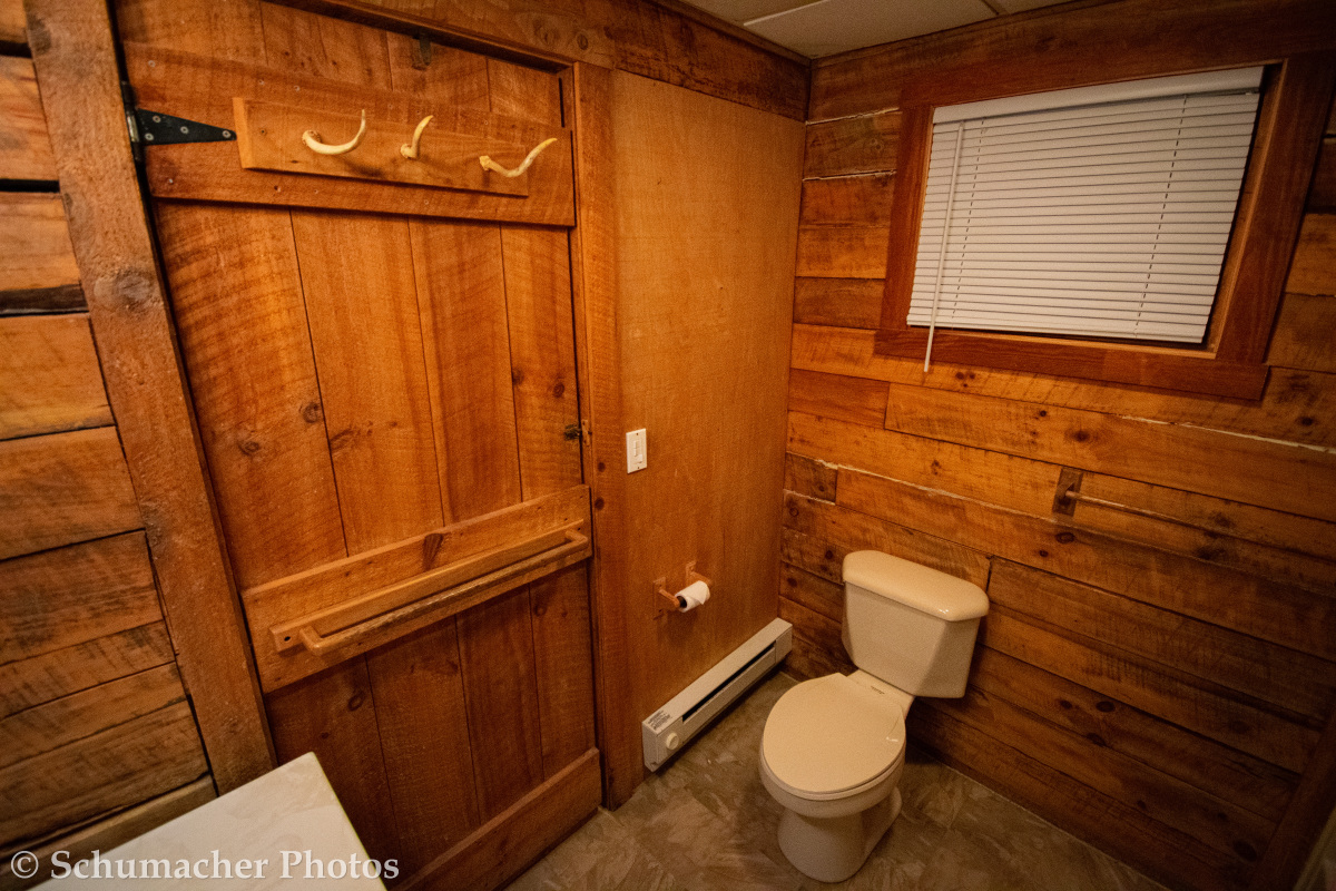 Bit of Country Cabins - Three Oaks Cabin by Bit of Country Cabins