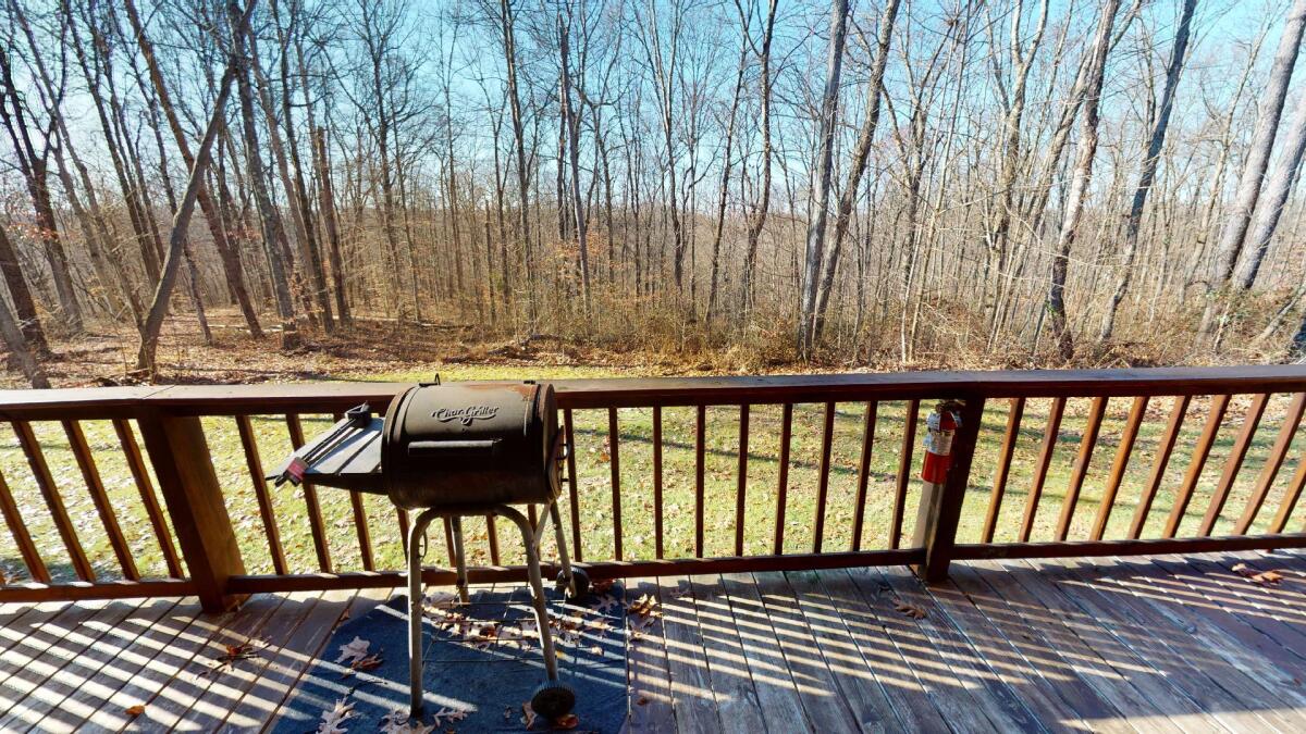 1st Choice Lodging - Forest Edge Cabin by 1st Choice Lodging