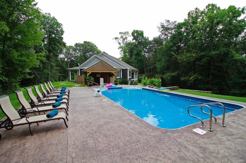 Webb Pointe by Rush Resort Luxury Lodge