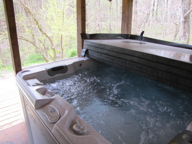 Greenbrier Ridge Cabin - Hocking Hills Cottages and Cabins