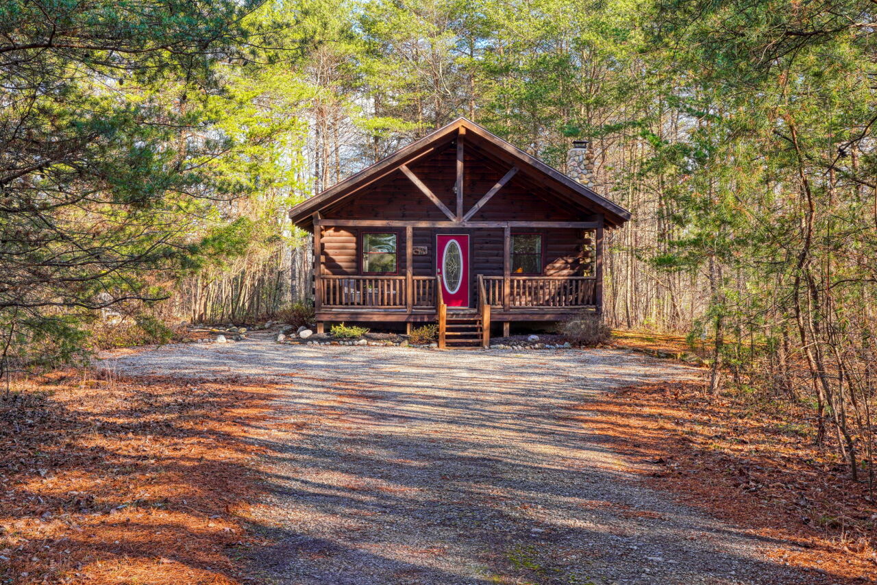 Riley Ridge Cabins - Sugar Bear, Logan, United States - Hockinghills