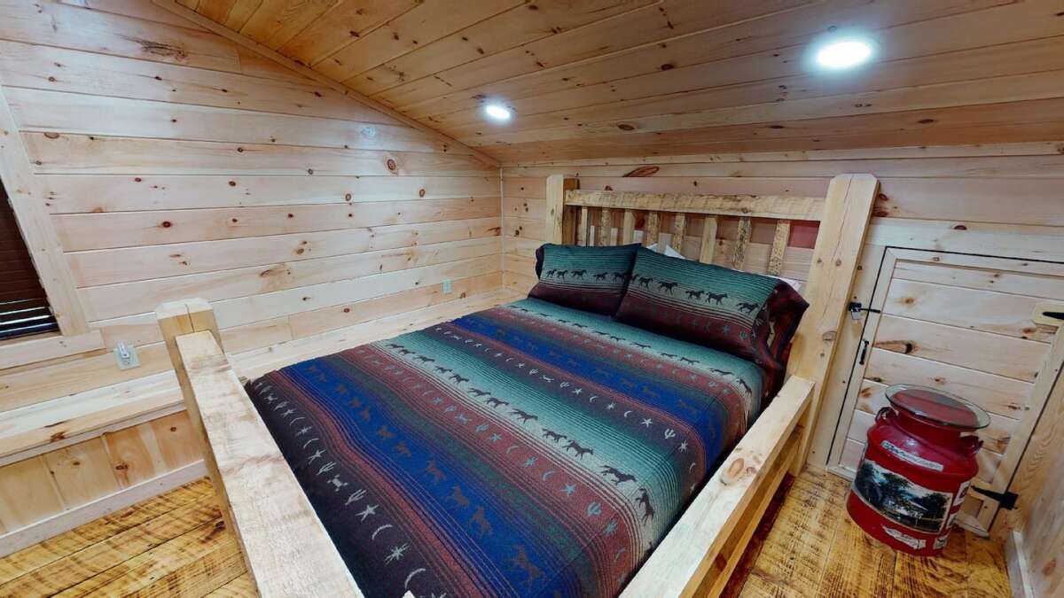 Pumpkin Ridge Resort by Hocking Lodging Company