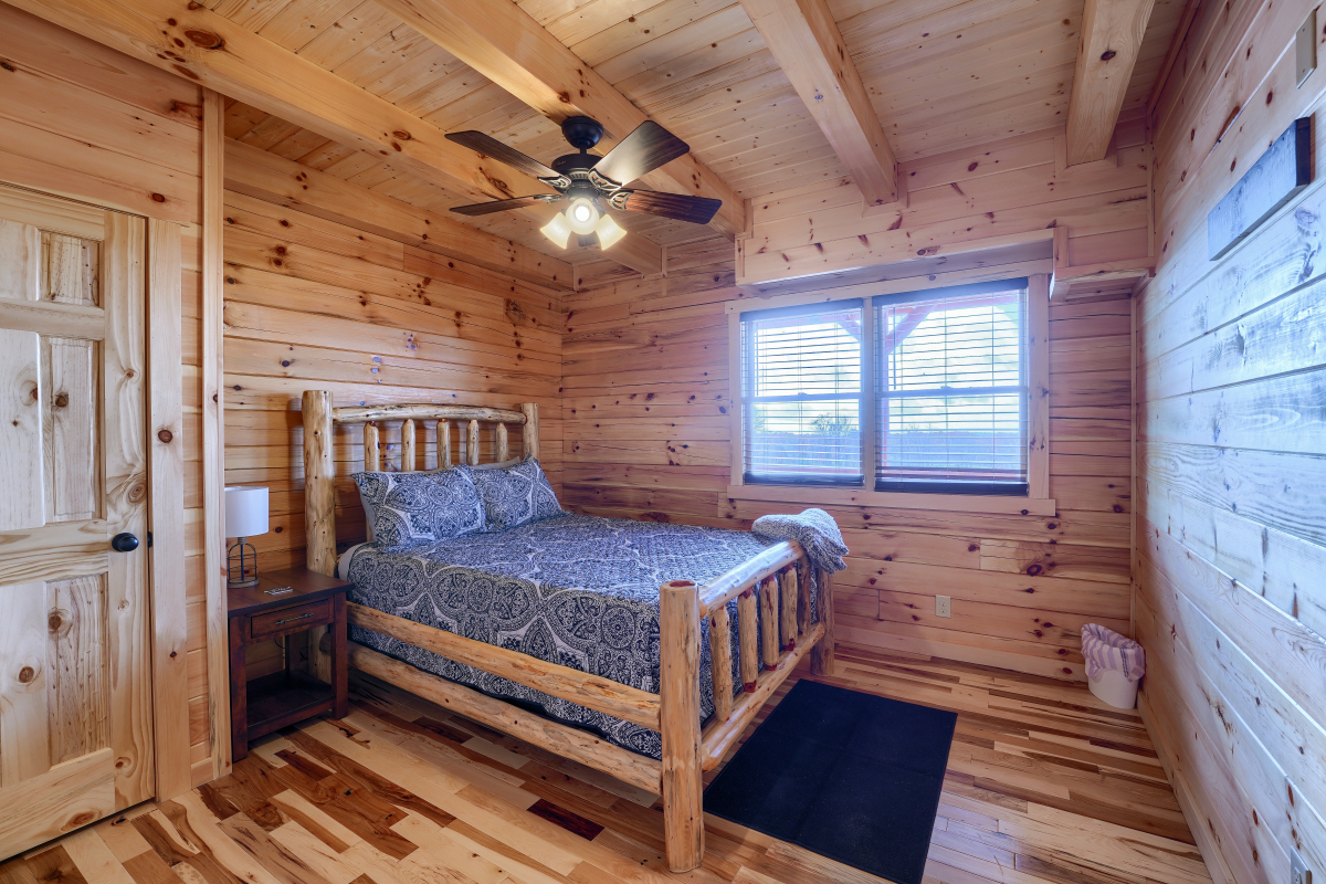 Sunset View Lodge by Hocking Hills Serenity Cabins