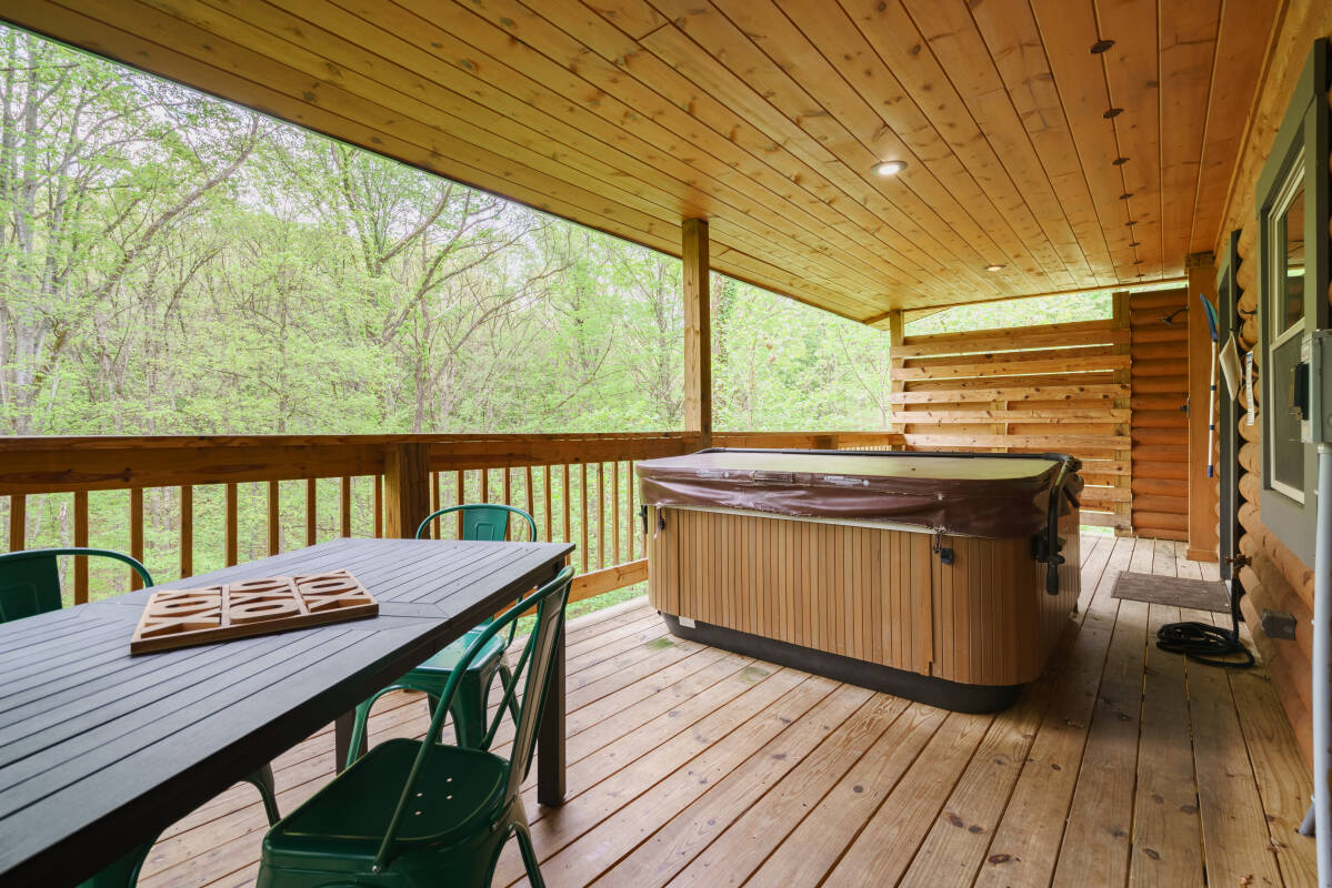 Funk House by Canopy Ridge Cabins