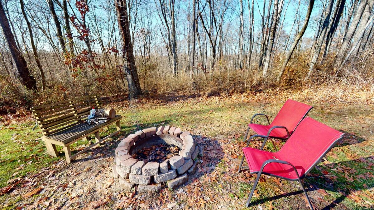 1st Choice Lodging - Forest Edge Cabin by 1st Choice Lodging