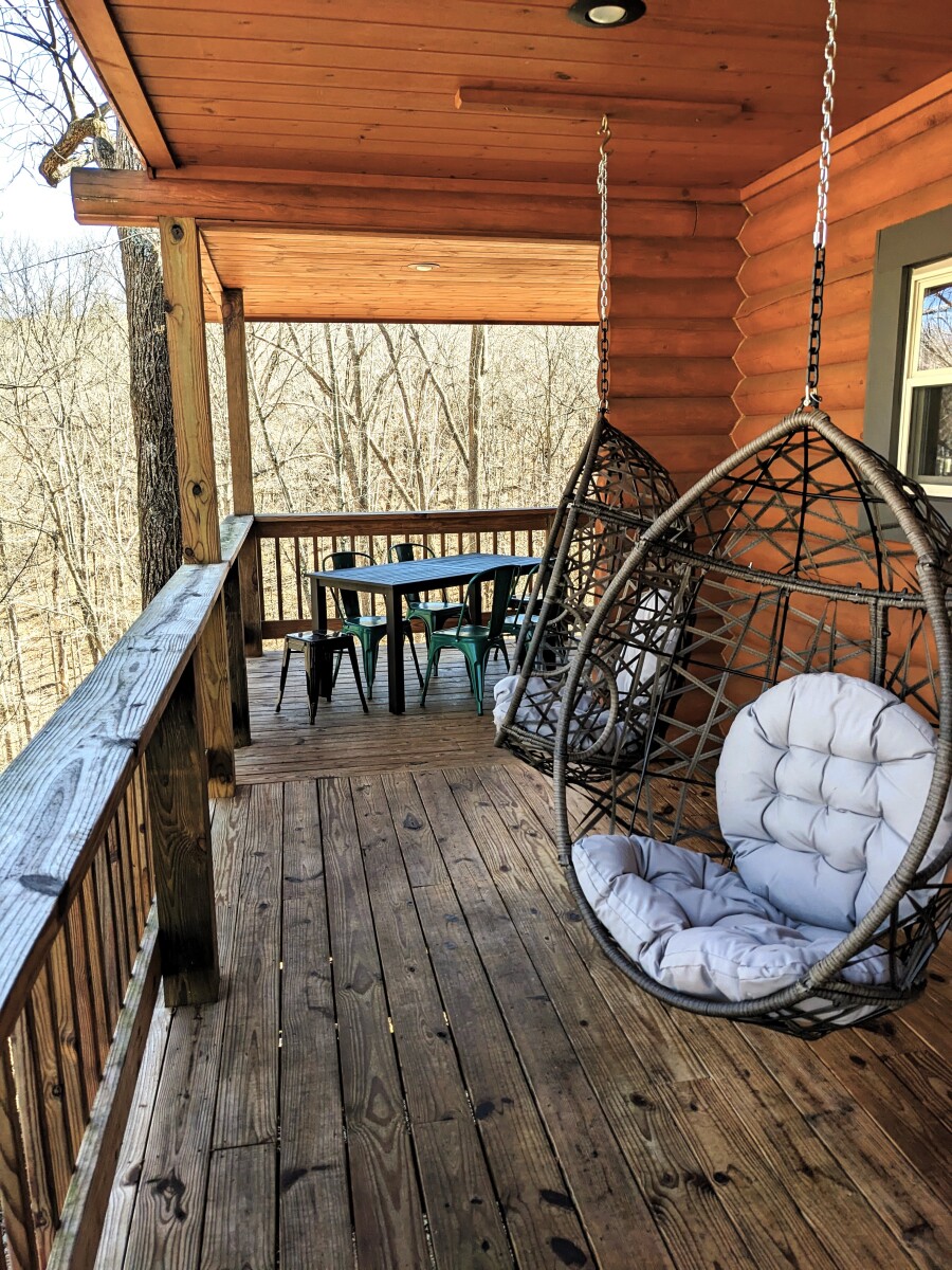 Canopy Ridge Cabins - Hocking Hills Cottages and Cabins