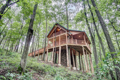 Canopy Ridge Cabins - Hocking Hills Cottages and Cabins