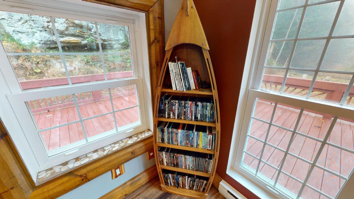 A Birds Eye View Cabin by A Birds Eye View Cabin