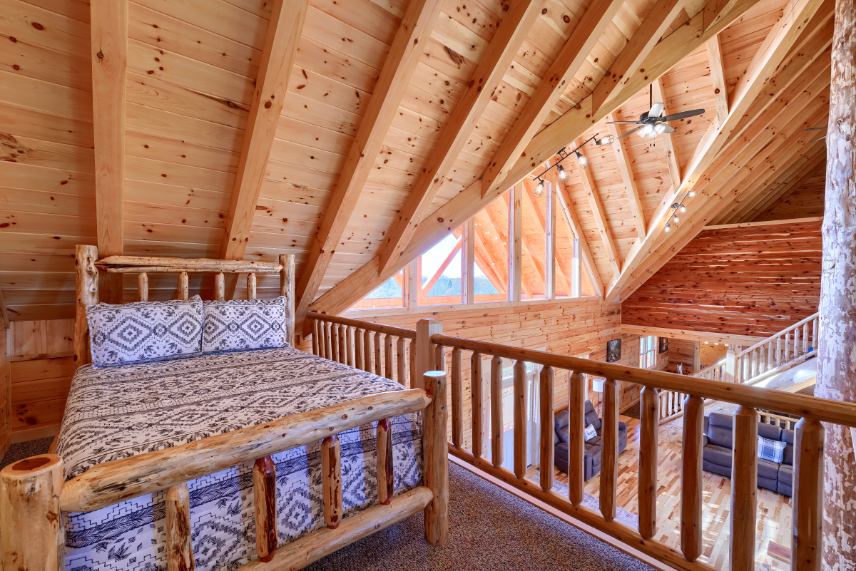 Sunset View Lodge by Hocking Hills Serenity Cabins