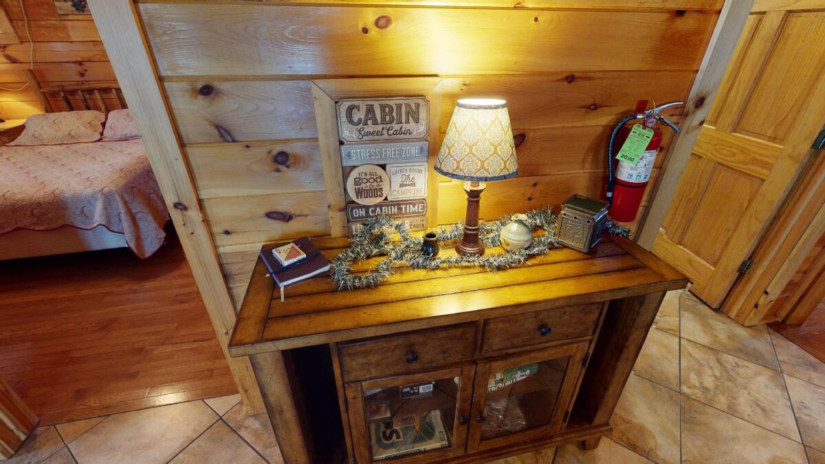 1st Choice Lodging - Forest Edge Cabin by 1st Choice Lodging