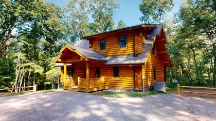Cabins at Rustic Ridge - Hocking Hills Cottages and Cabins