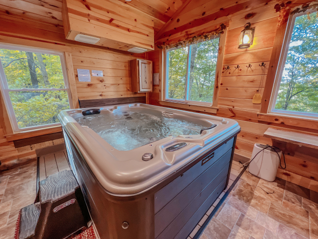 Ash Ridge Cabins - Hocking Hills Cottages and Cabins