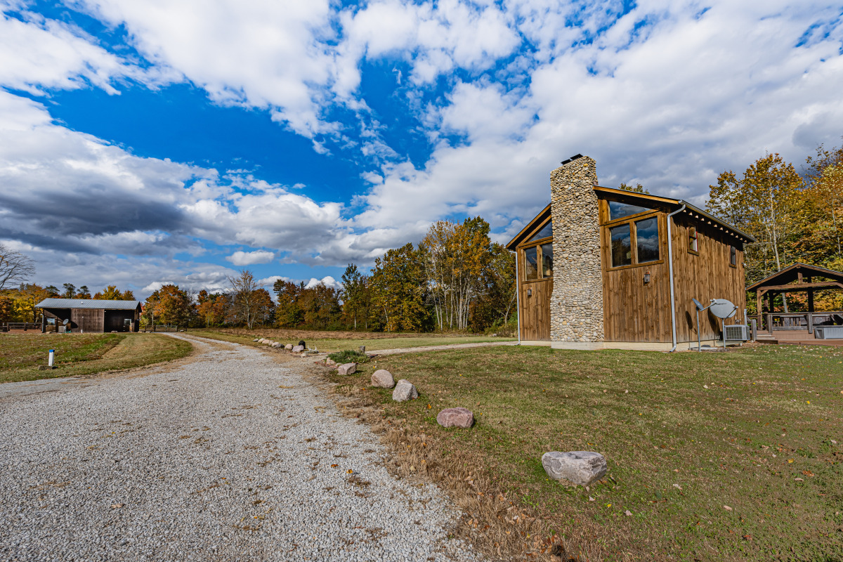 Pumpkin Ridge Resort by Hocking Lodging Company