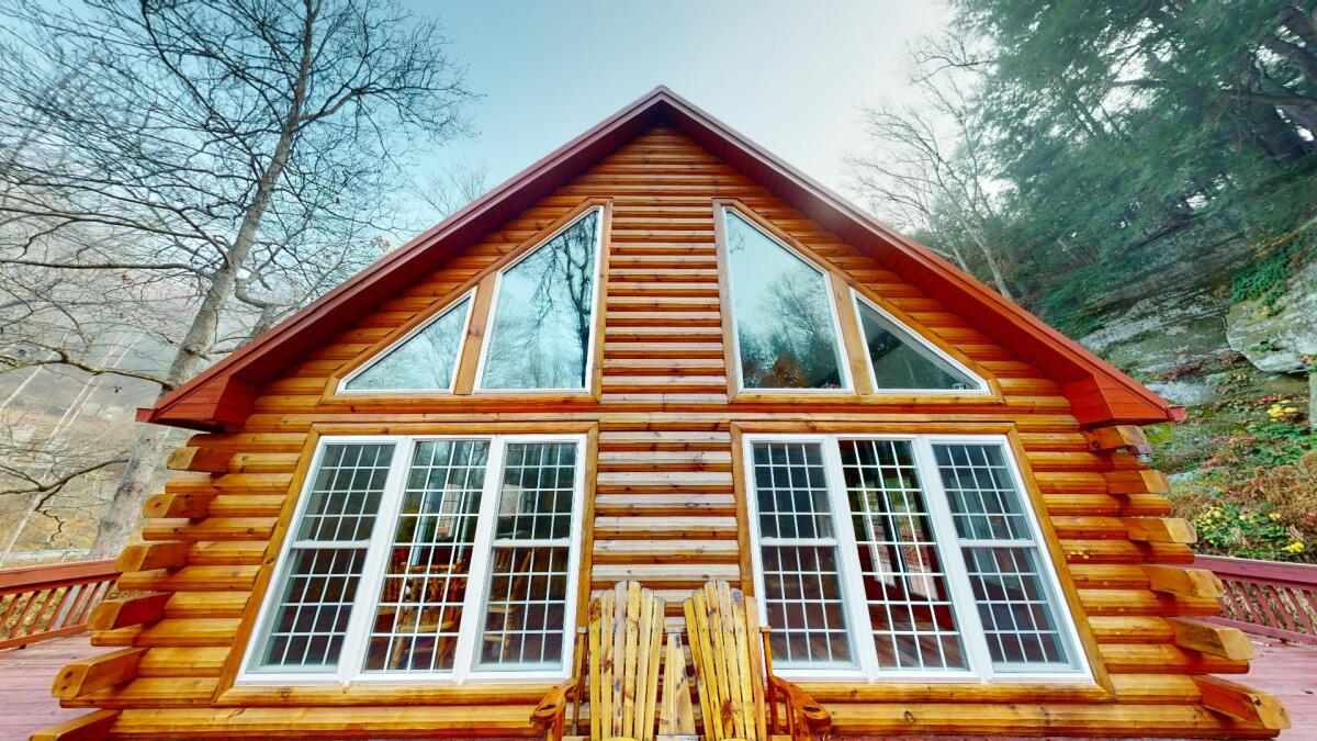 A Birds Eye View Cabin by A Birds Eye View Cabin