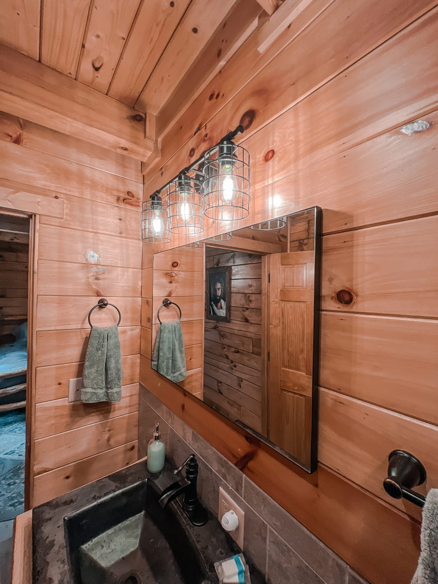 Ash Ridge Lodge - Ash Ridge Cabins by Ash Ridge Cabins