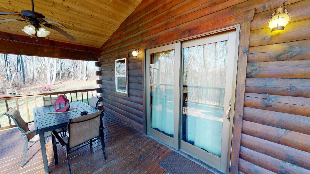 1st Choice Lodging - Forest Edge Cabin by 1st Choice Lodging